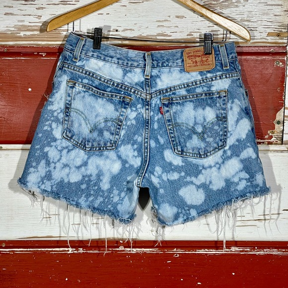 Levi's | Shorts | 3w Y2k Vintage Levis 55 Womens Bleached Out Holy ...